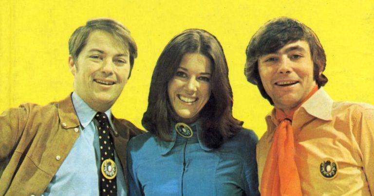New show on 4 LEGS Radio - 'The Pete Brady Breakfast Show' - 4legsradio